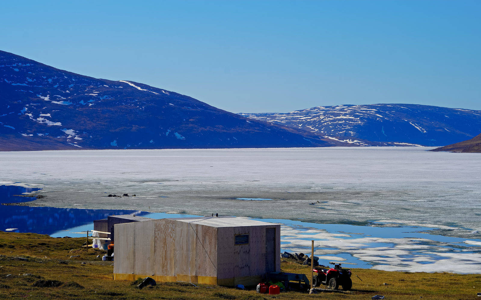Damon on road | Mine Raglan Nunavik | damononroad
